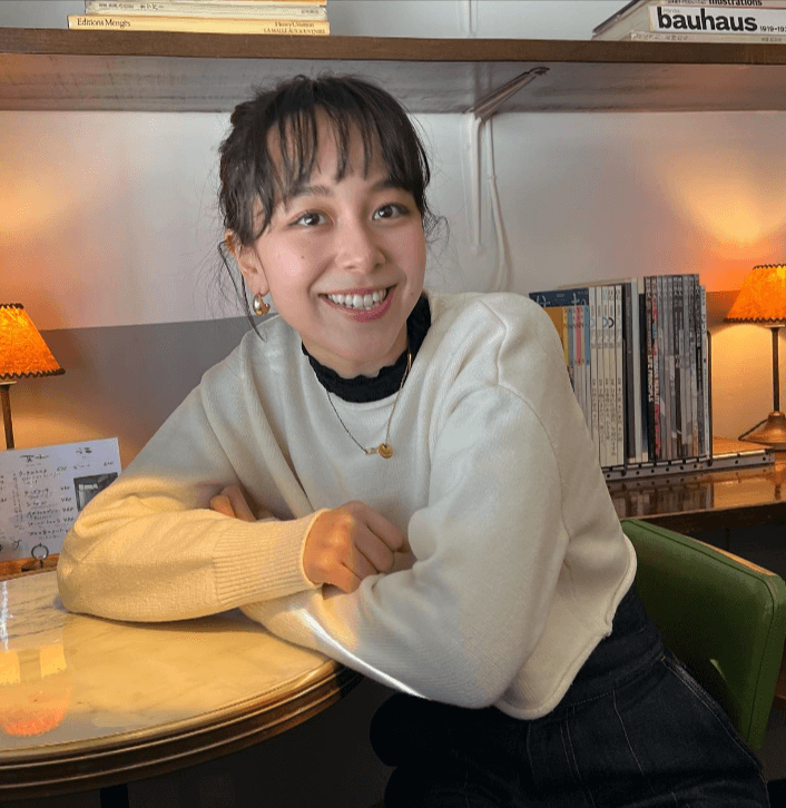 100 カジューハイcmの女優は佐藤ミケーラ倭子!舌が日本一長い女性!? 喜劇的な人生