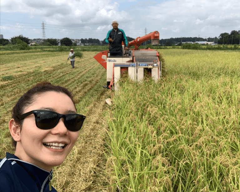 ECCジュニアCM2023の女性(女優)は誰？3人のホームティーチャー役を調査！ | 喜劇的な人生