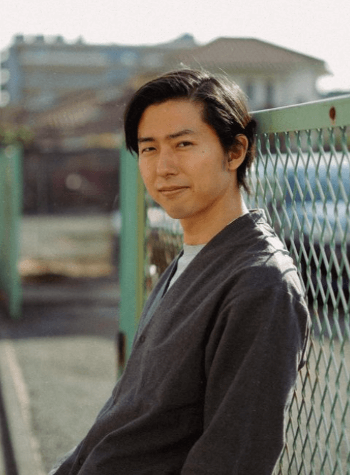 手塚日南人wikiプロフ！学歴(出身大学・高校)や年齢・出演作品は？ | 喜劇的な人生